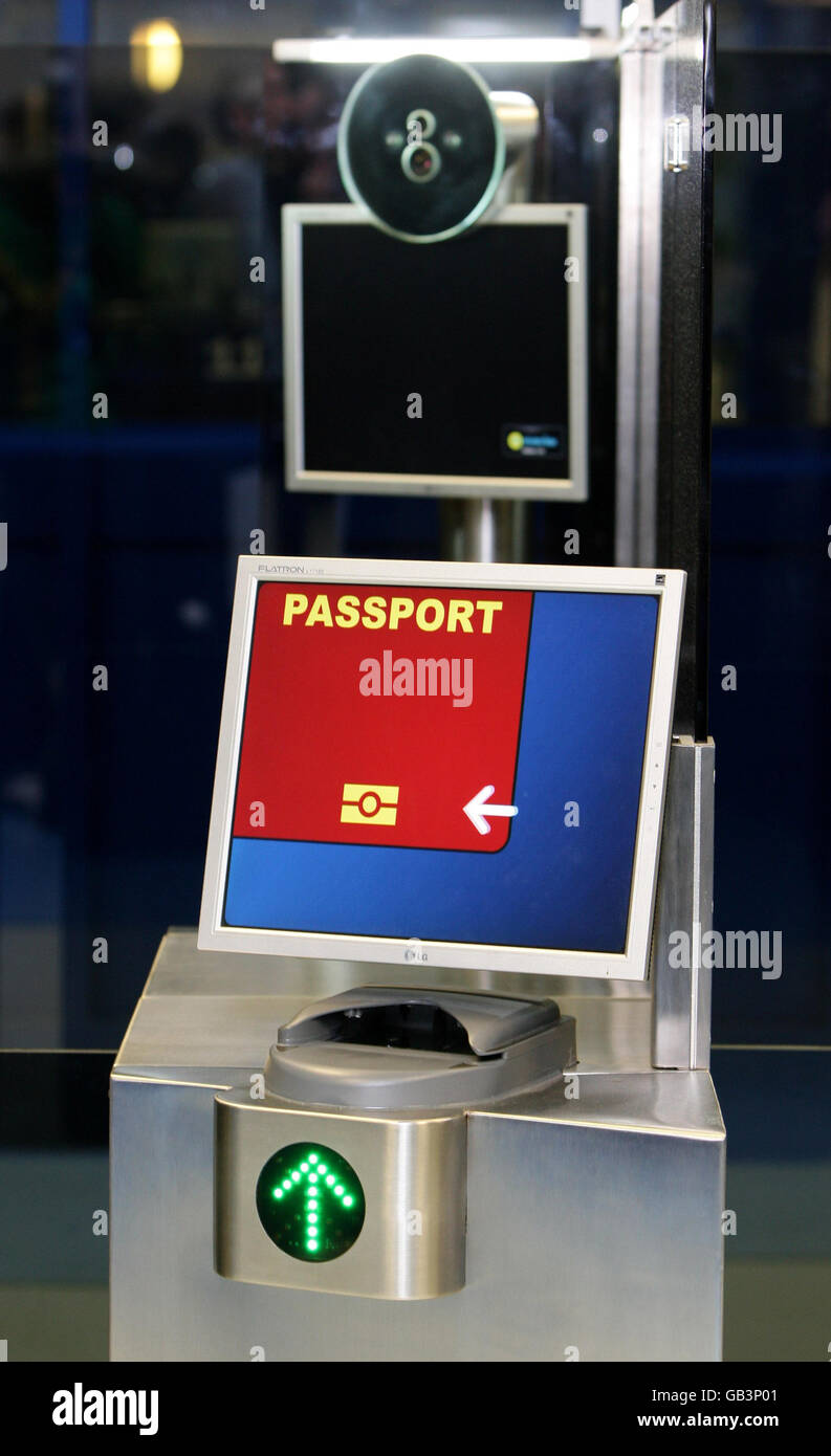 The new facial recognition system at Manchester Airport Stock Photo - Alamy