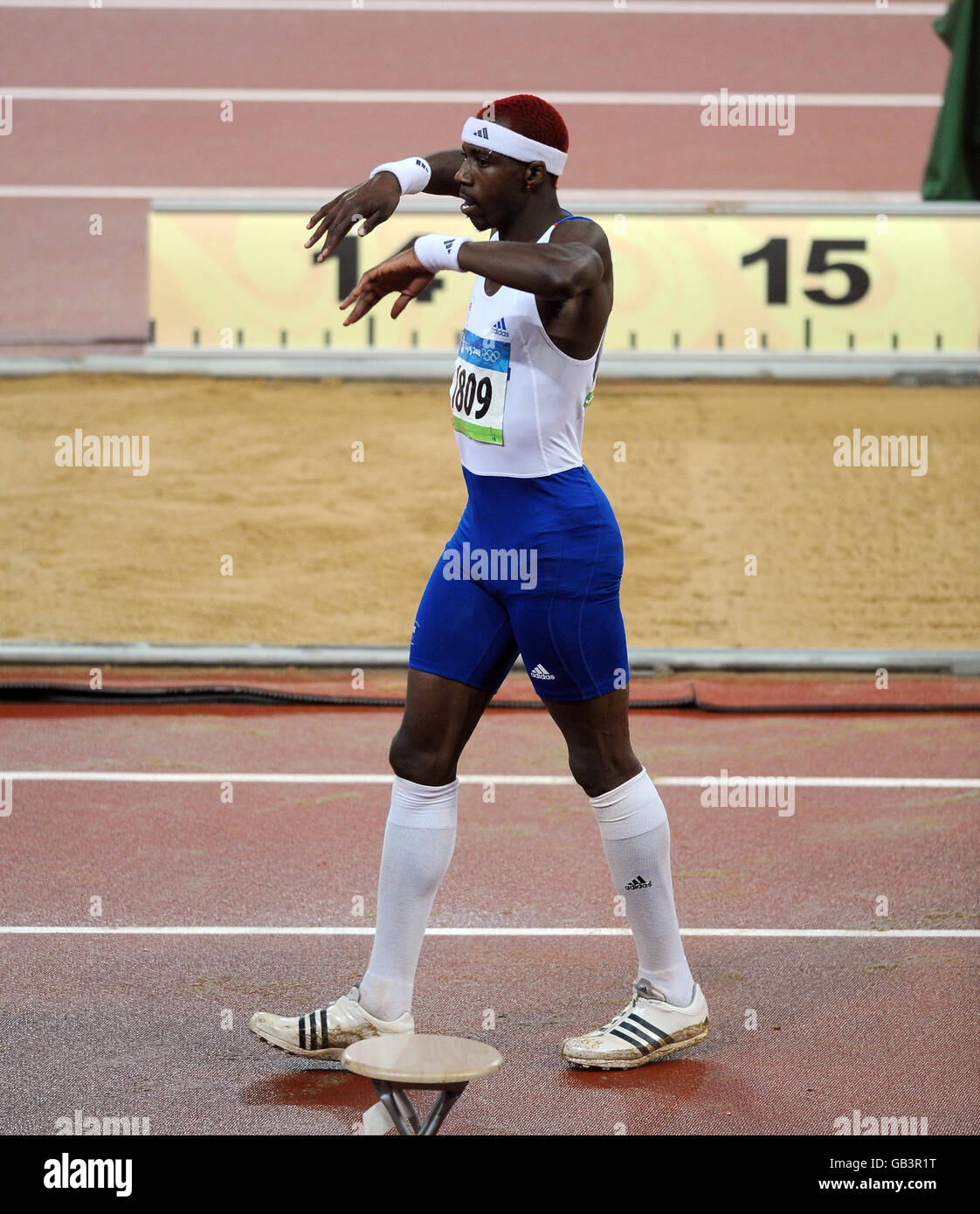 Great britains phillips idowu during the mens triple jump final hi-res ...