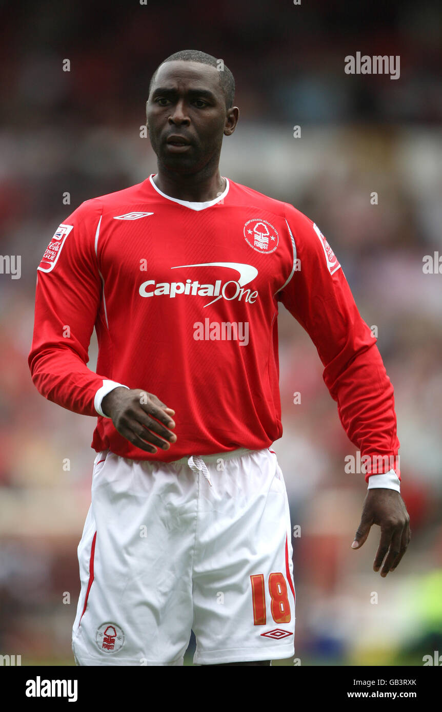 Nottingham forests andy cole hi-res stock photography and images - Alamy