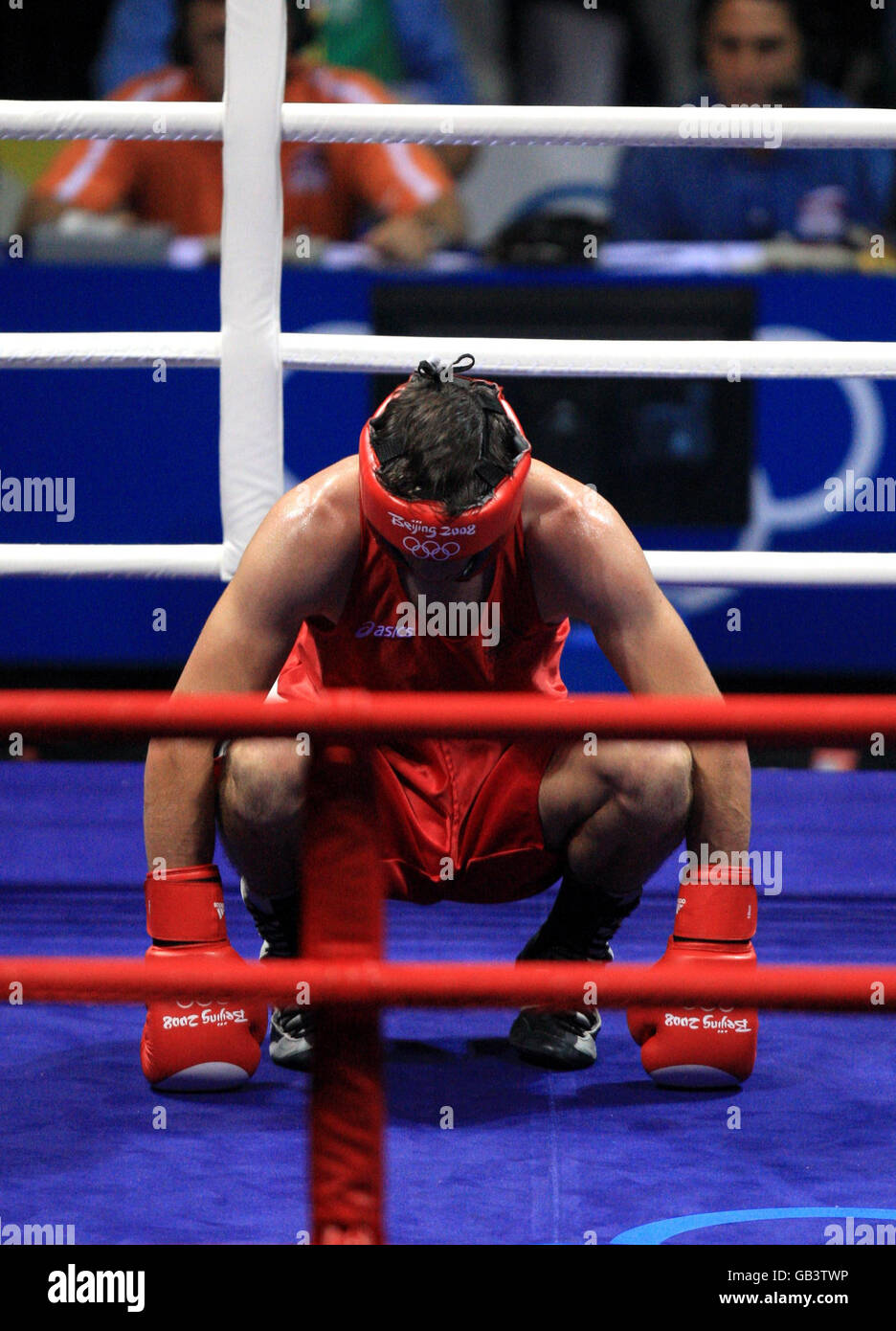Beijing 2008 heavyweight boxing hi-res stock photography and images - Alamy
