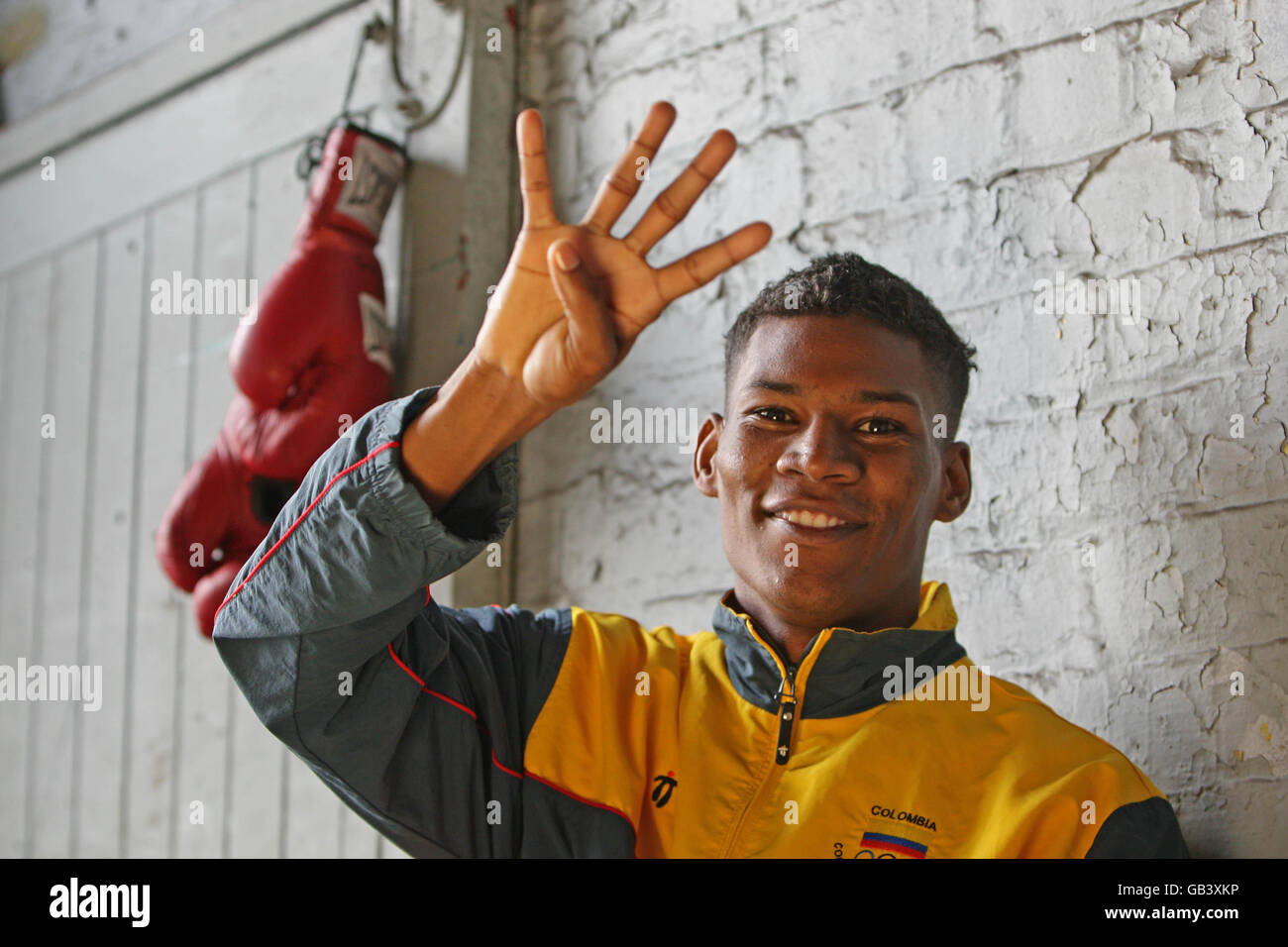 Breidis Prescott predicts a fourth round knock-out in his fight against ...