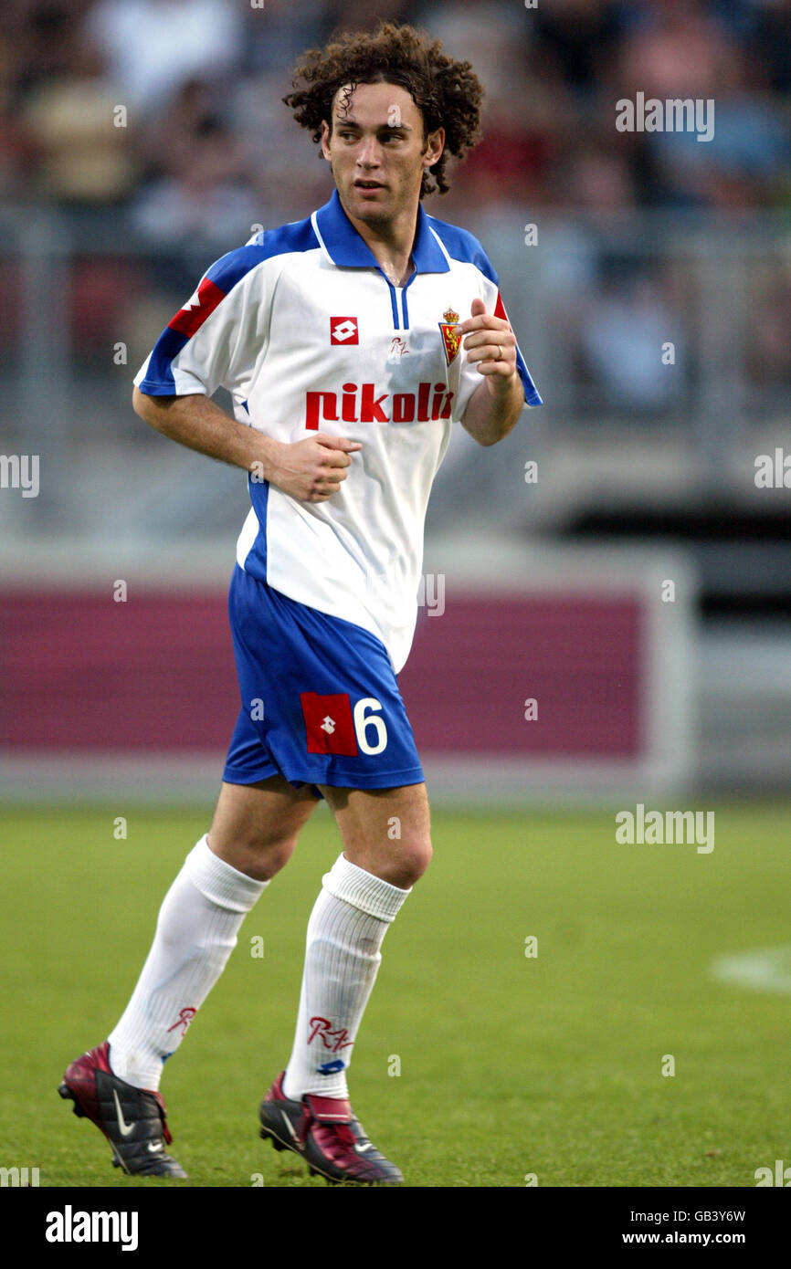 Gabriel milito hi-res stock photography and images - Alamy