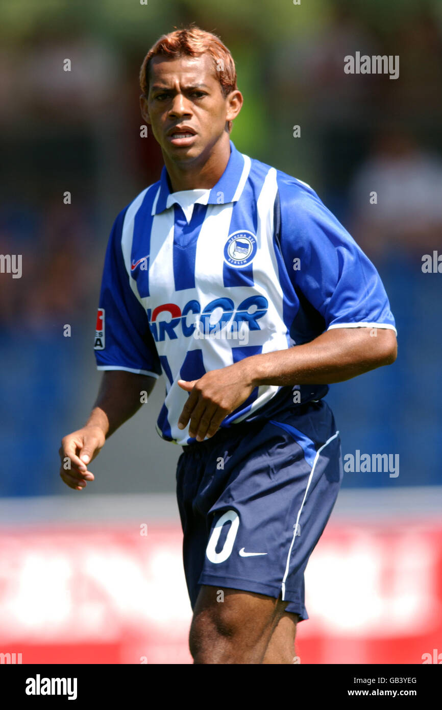Marcelinho hi-res stock photography and images - Alamy
