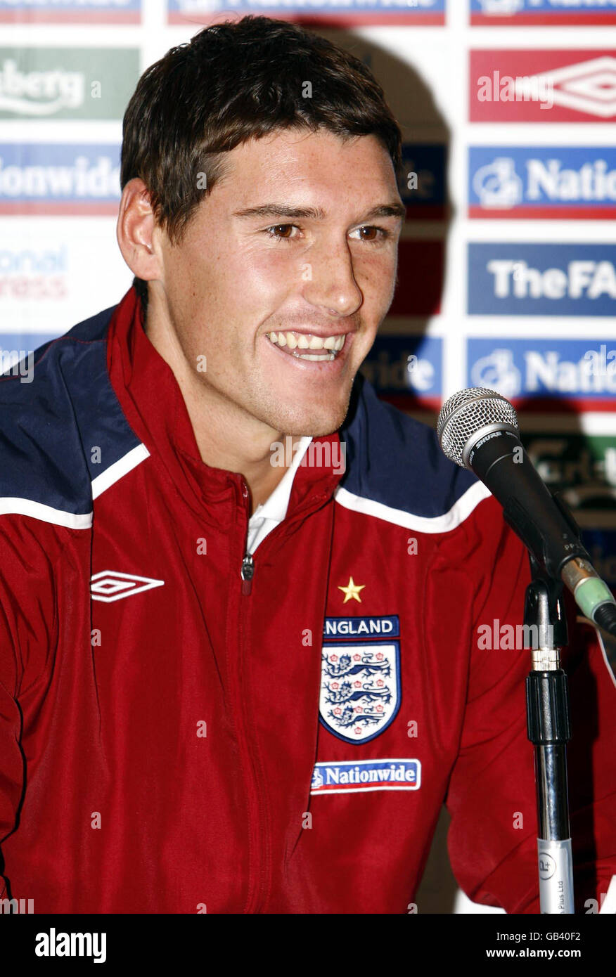 Soccer - England Press Conference - The Grove Hotel Stock Photo - Alamy