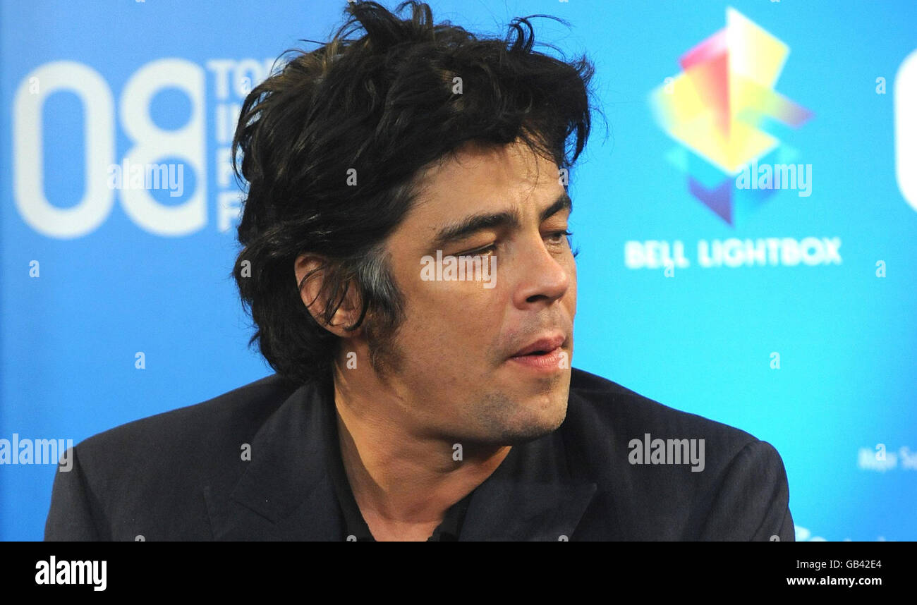 Benicio del toro che hi-res stock photography and images - Alamy