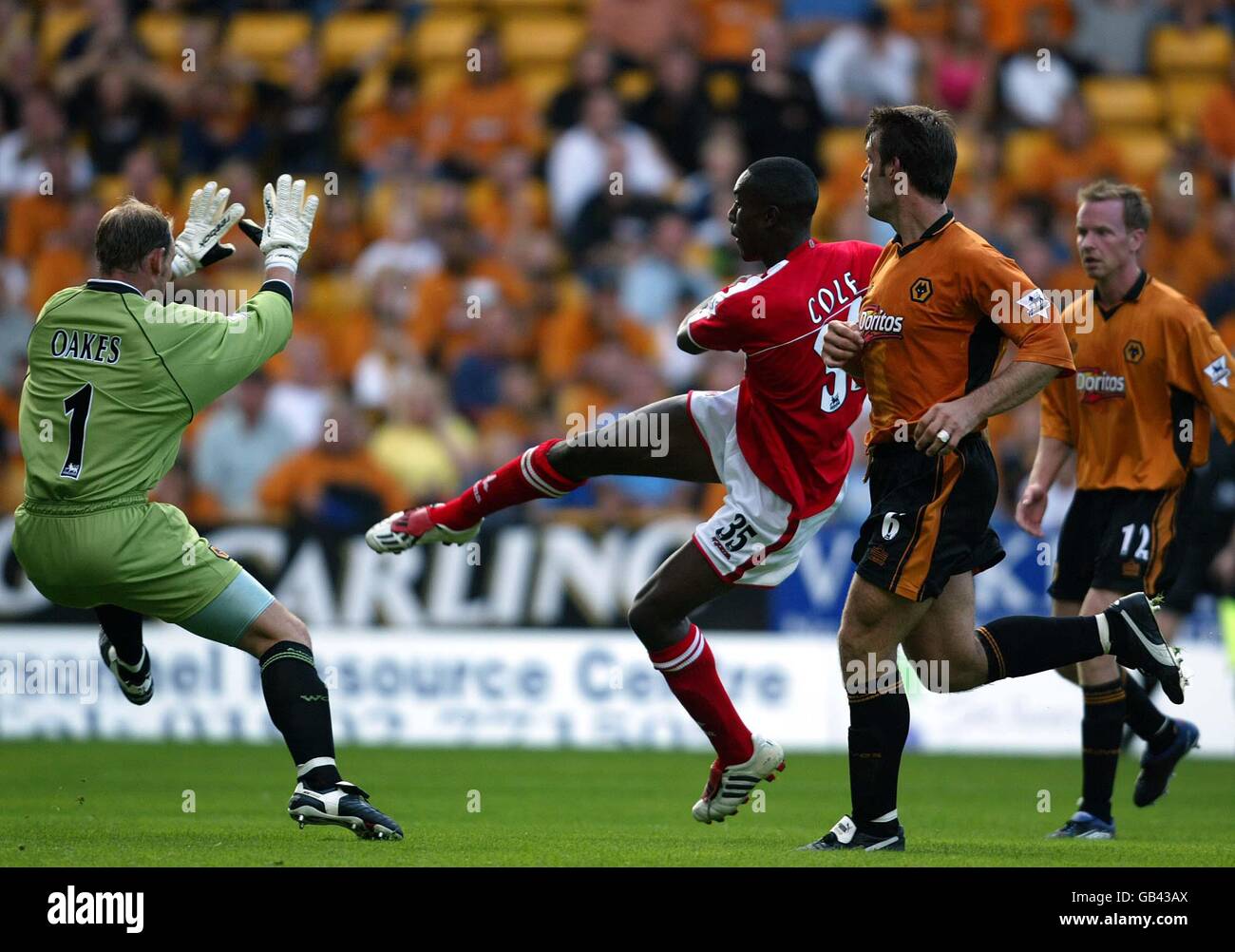 Michael oakes wolverhampton wanderers hi-res stock photography and ...