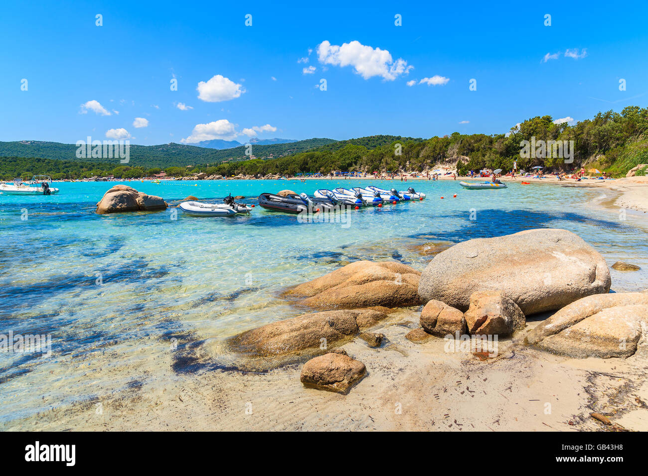 Beach rocks turquoise water hi-res stock photography and images - Alamy