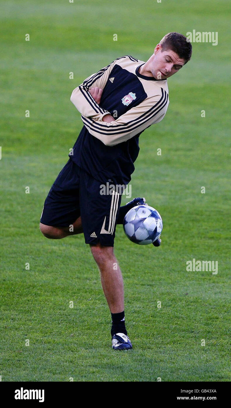 Liverpool's Steven Gerrard during a Training Session at Stade Velodrome ...