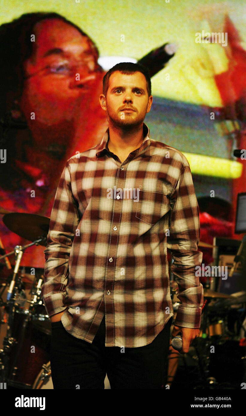 The streets mike skinner hi-res stock photography and images - Alamy