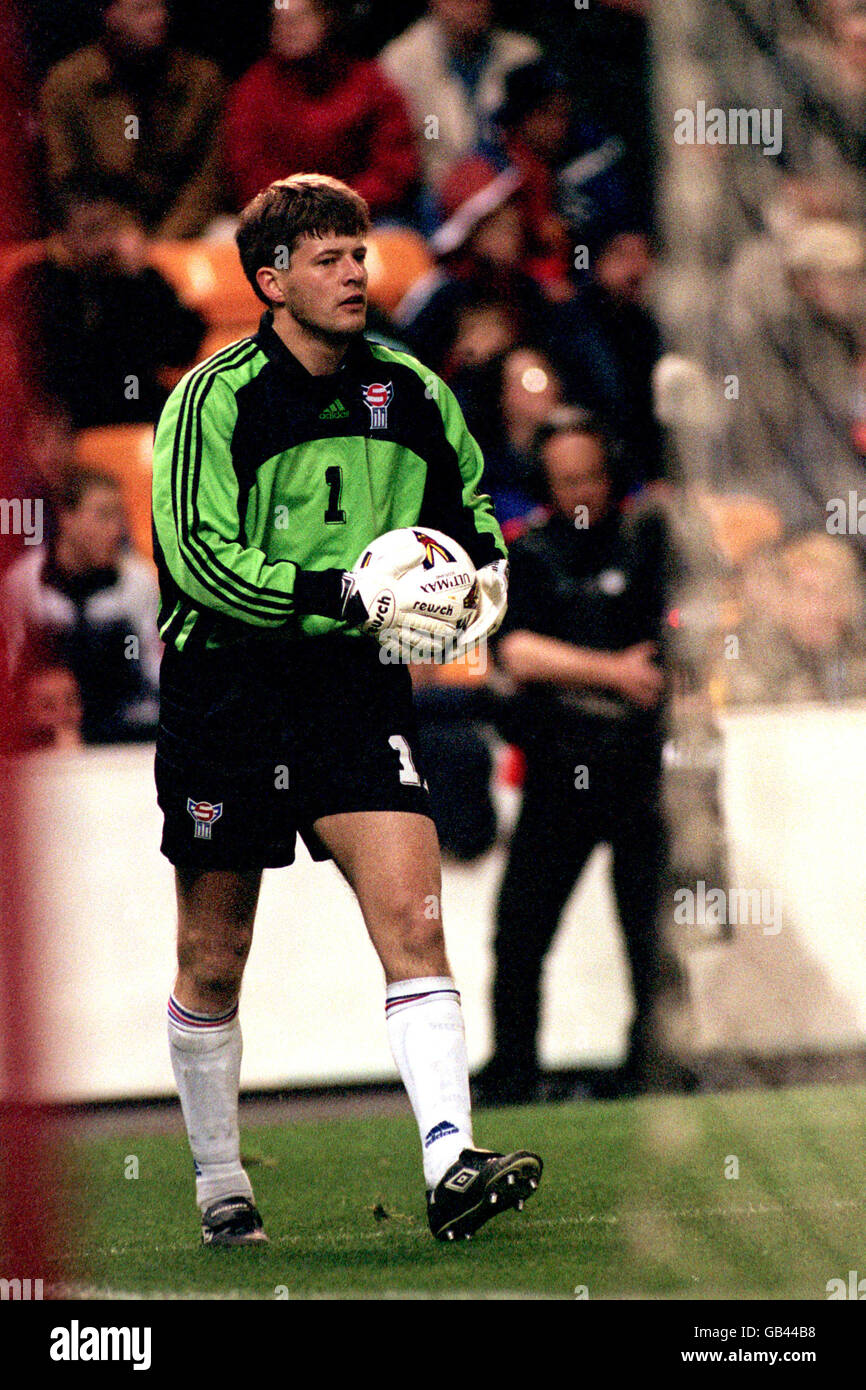 Soccer - Euro 2000 Qualifier - Group 9 - Scotland v Faroe Islands ...