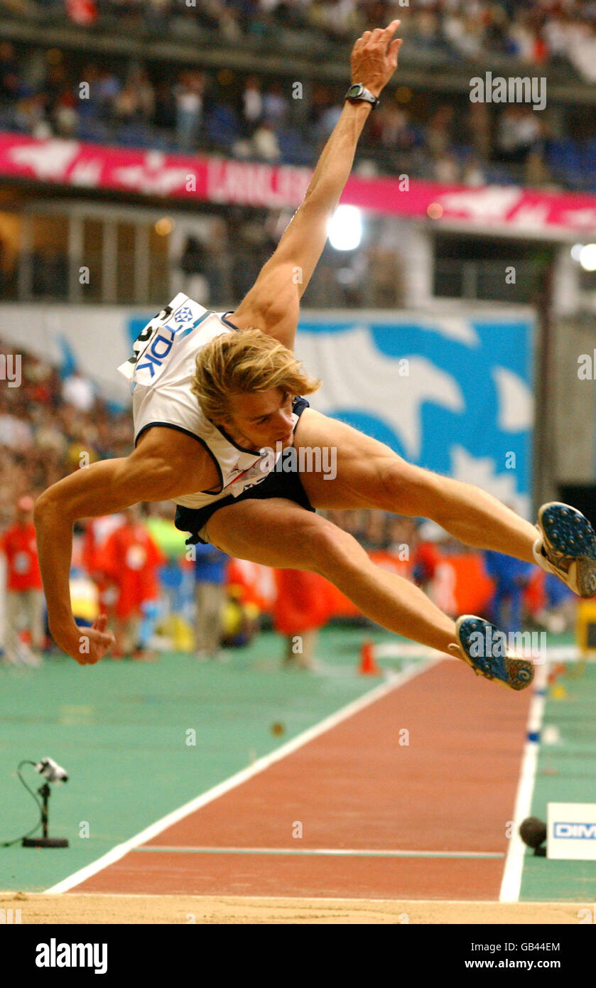 Athletics - IAAF World Athletics Championships - Paris 2003 - Men's ...