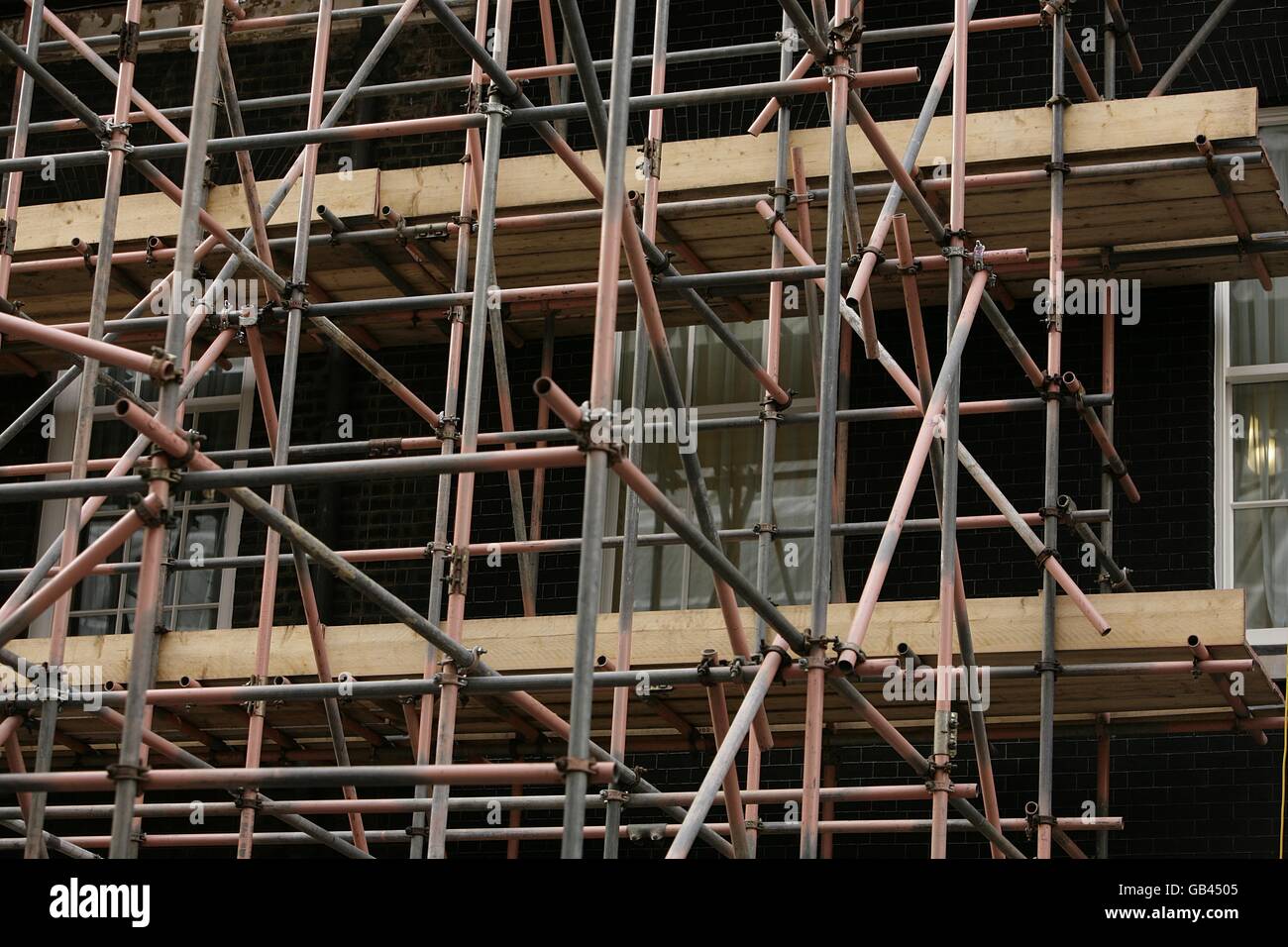 A view of scaffolding outside 10 Downing Street Stock Photo - Alamy