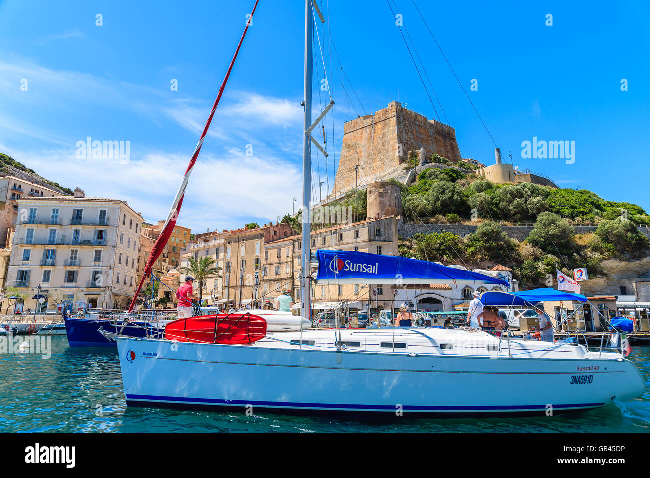 Entering at port hi-res stock photography and images - Alamy