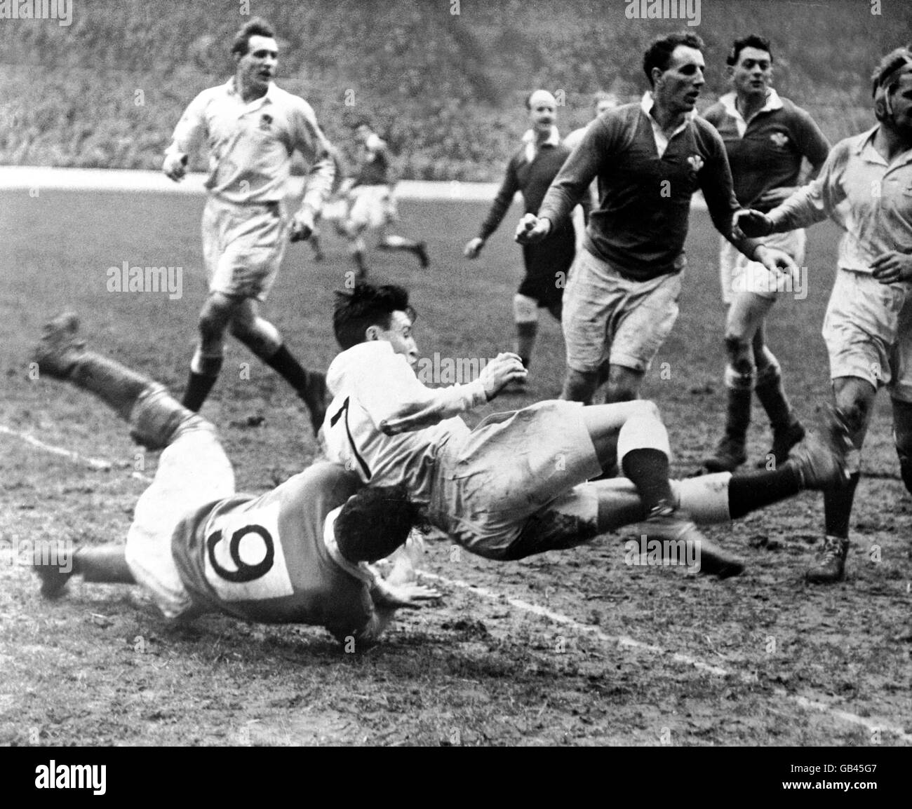 Brings down Black and White Stock Photos & Images - Alamy