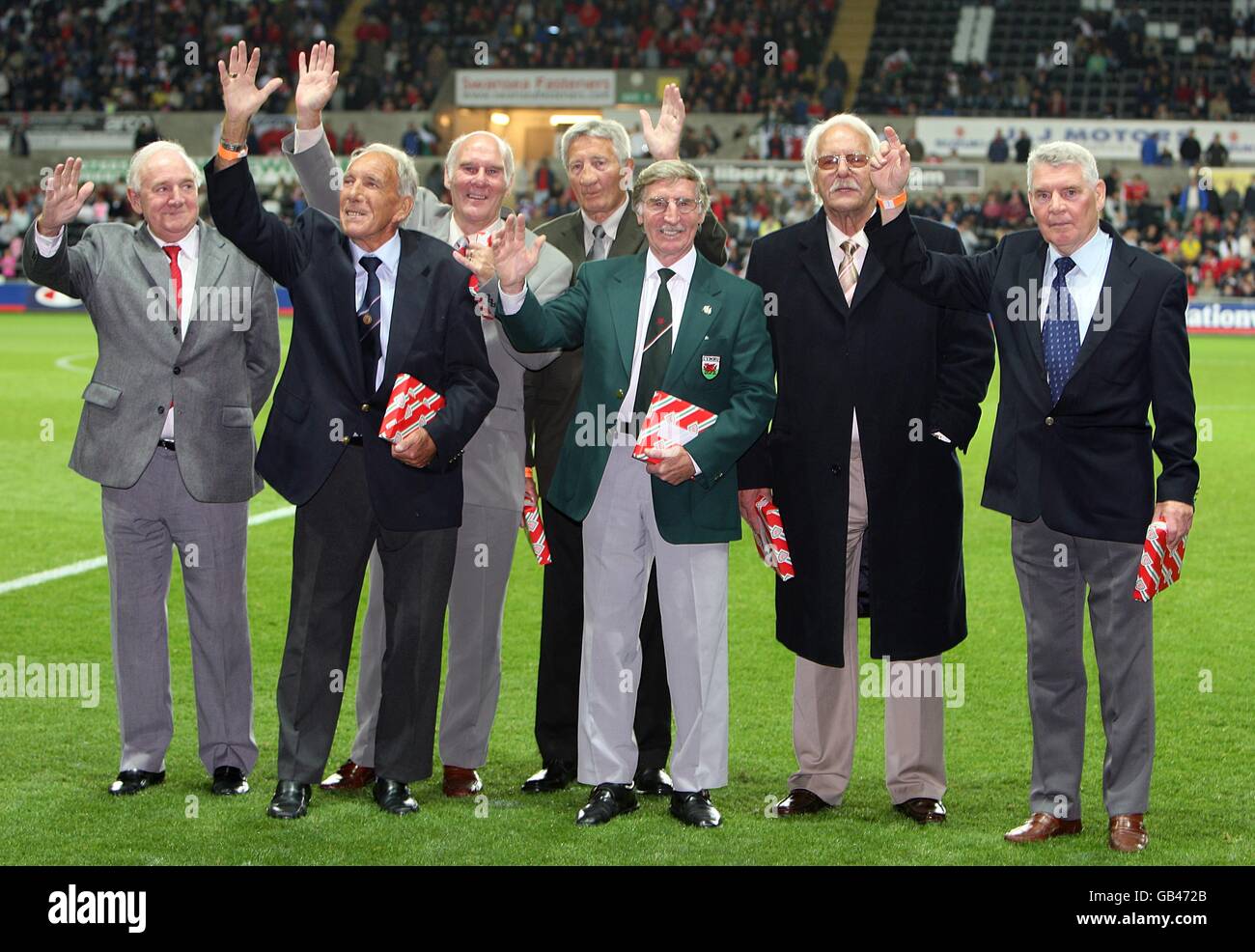 Terry medwin cliff jones hi-res stock photography and images - Alamy