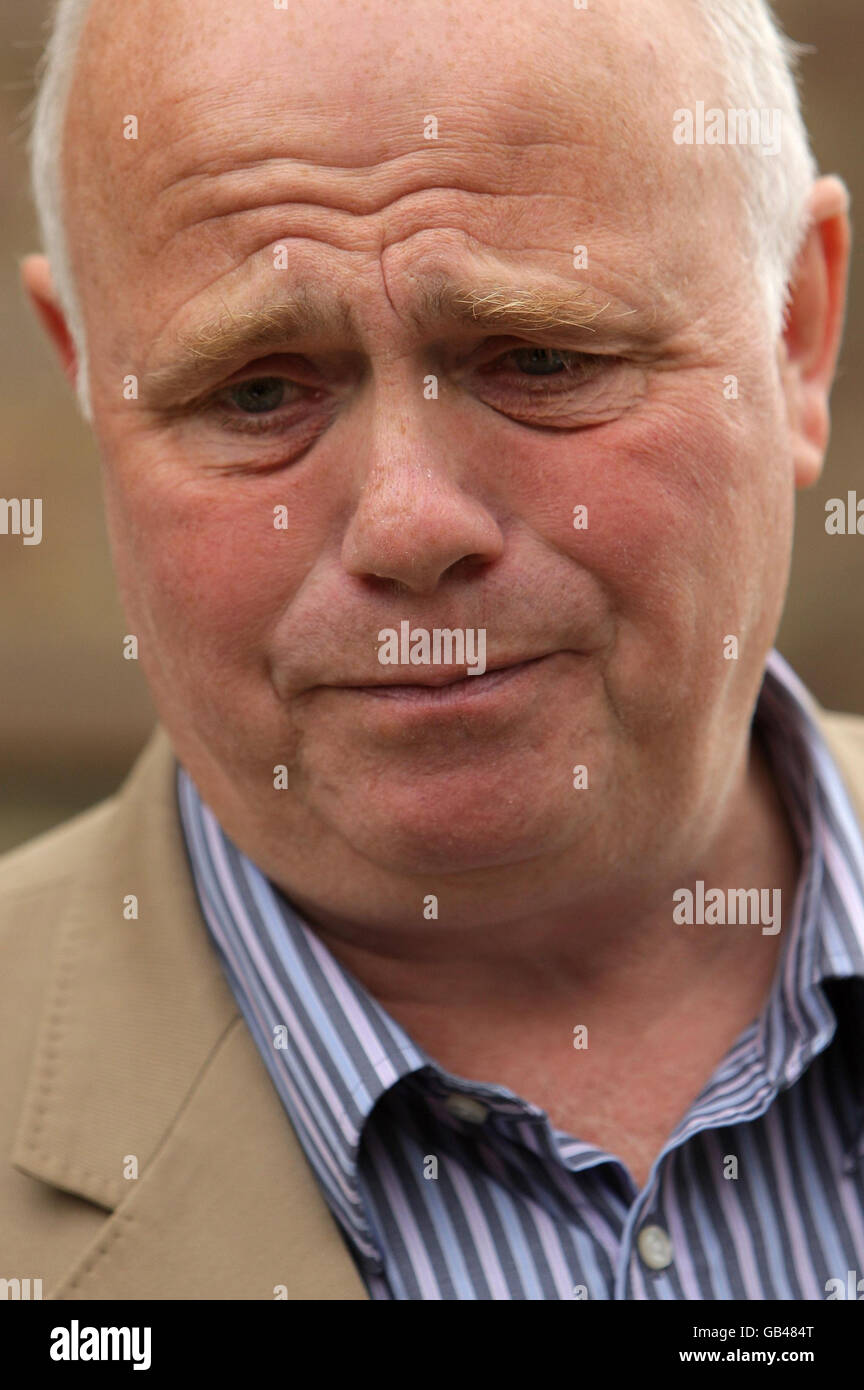 Barry Mizen, the father of murdered teenager Jimmy Mizen, picks up his ...