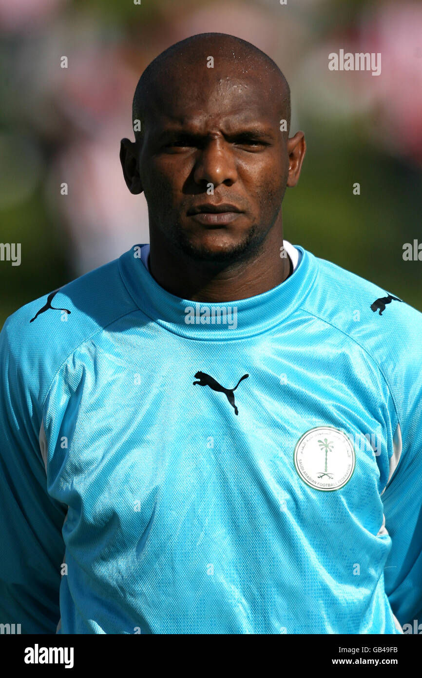 Saudi arabia goalkeeper hi-res stock photography and images - Alamy