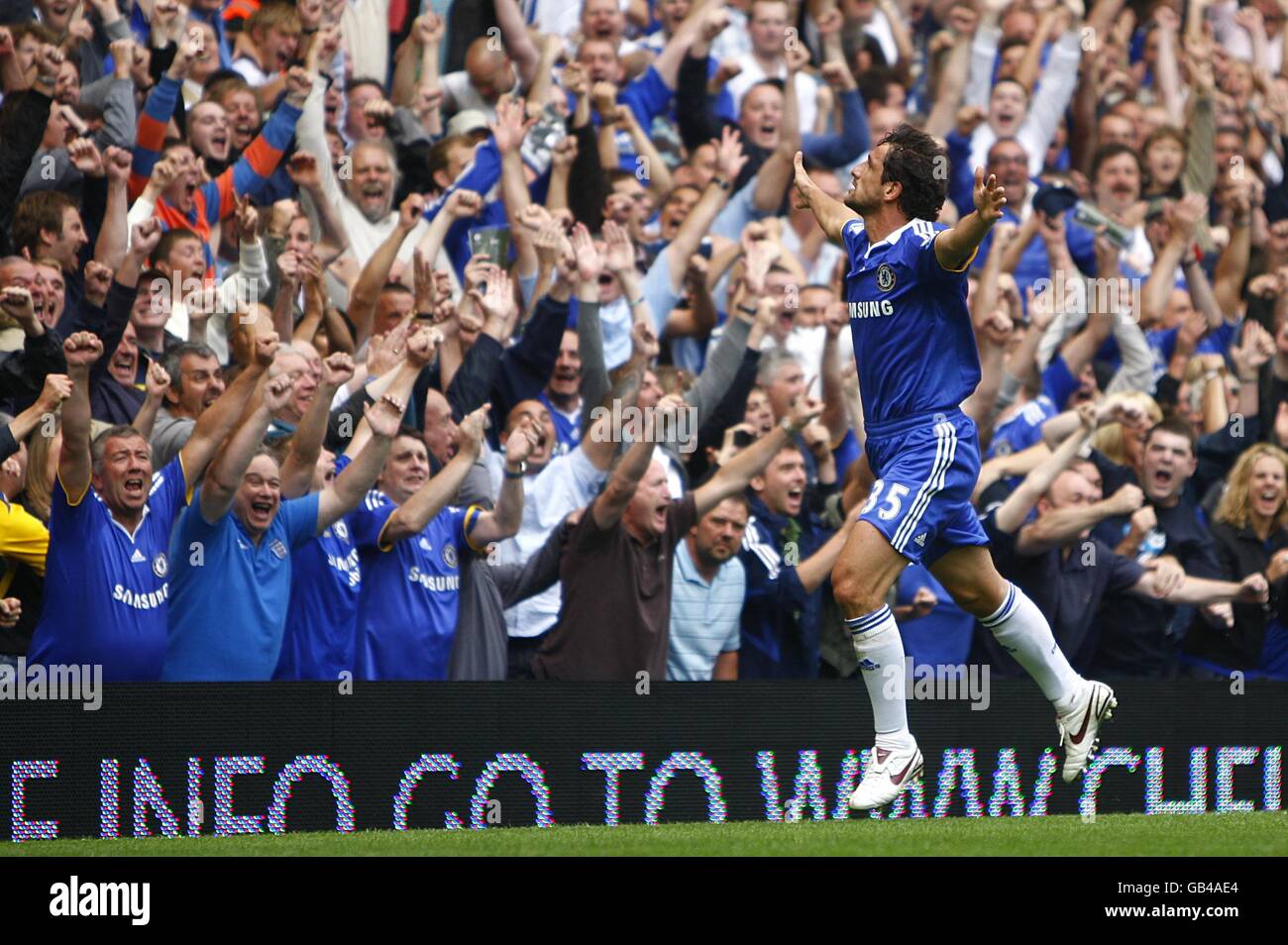 Chelsea's Juliano Belletti celebrates after scoring the opening goal of ...