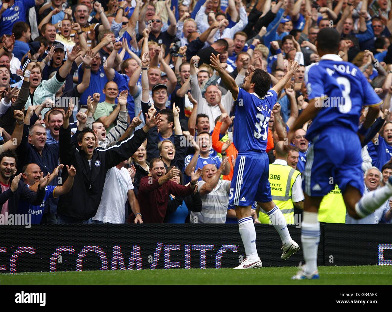 Chelsea's Juliano Belletti celebrates after scoring the opening goal of ...