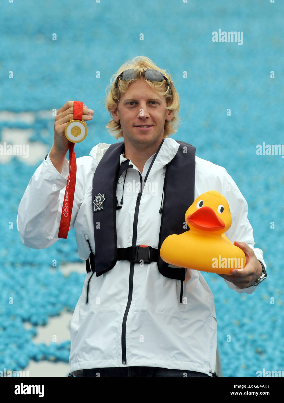 Olympic gold medal winner, Andy Hodge, at the start of the Great ...