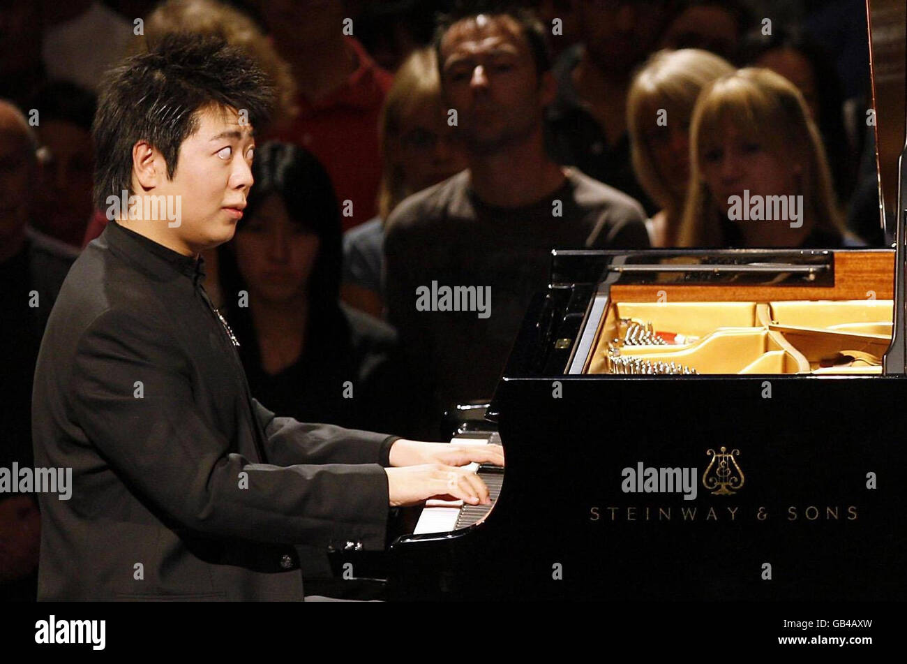Pianist Lang Lang High Resolution Stock Photography and Images - Alamy