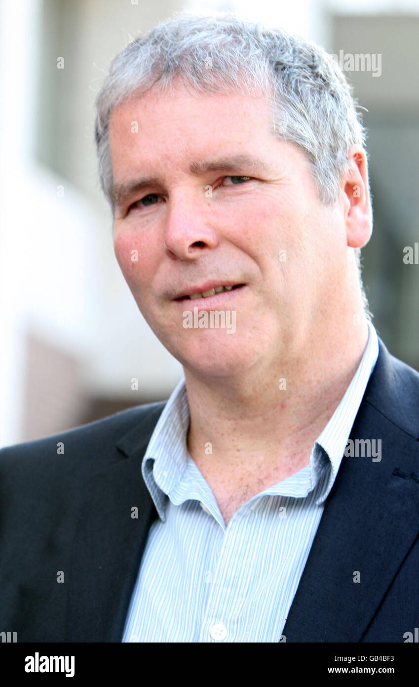 Greenpeace protester kevin drake stand outside maidstone crown court hi ...