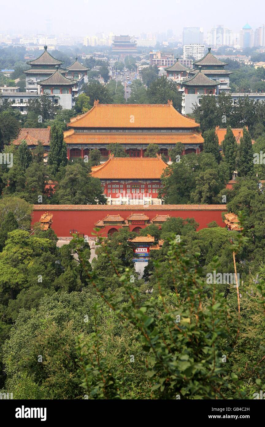 General view of the beijing skyline hi-res stock photography and images ...