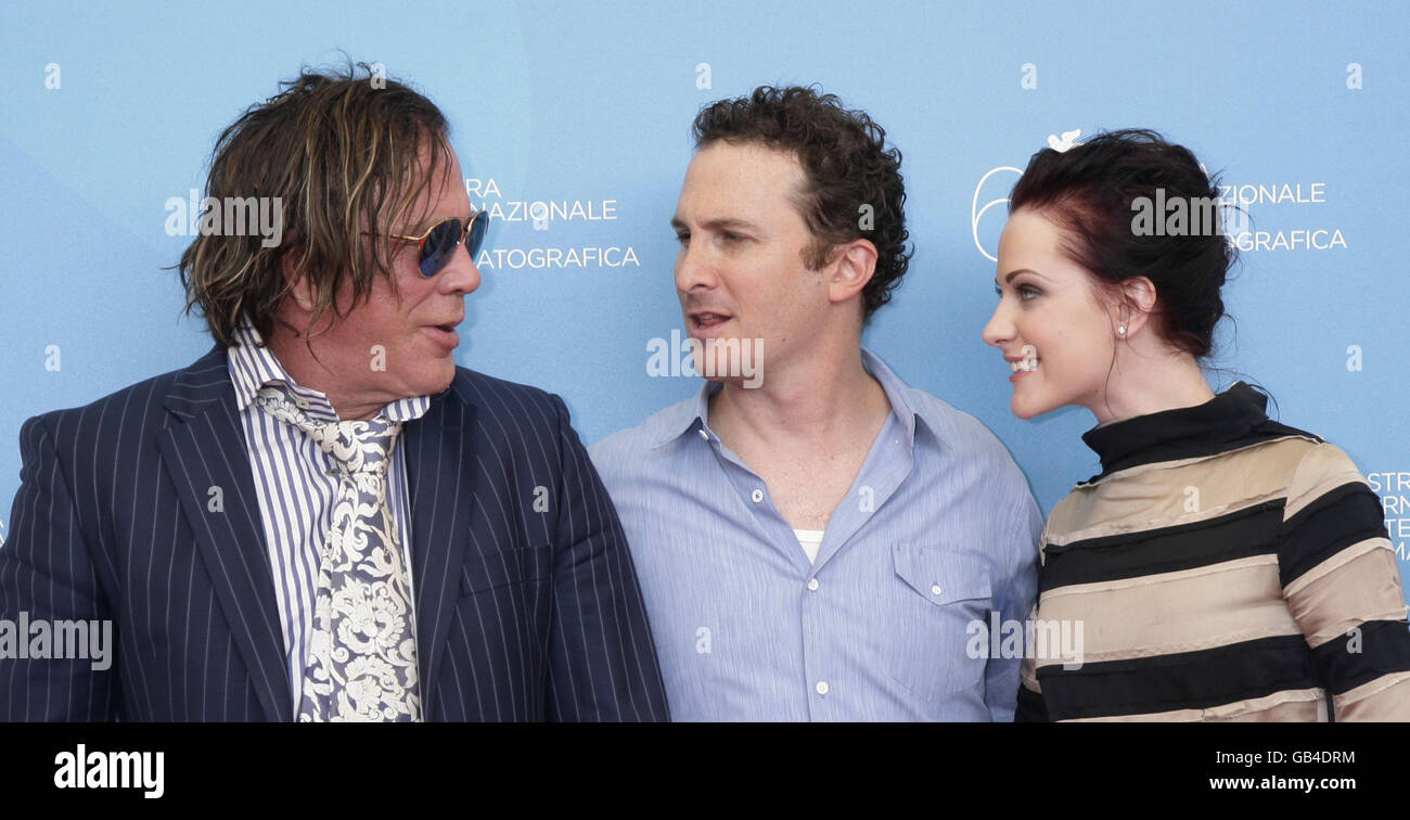 From left to right: Mickey Rourke, director Darren Aronofsky and Evan ...