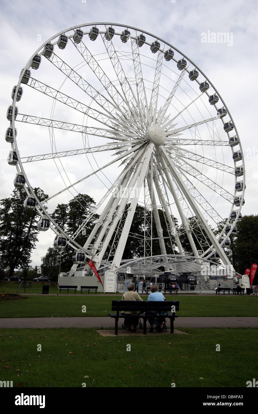 Royal Windsor Wheel - Alexandra Gardens Stock Photo - Alamy