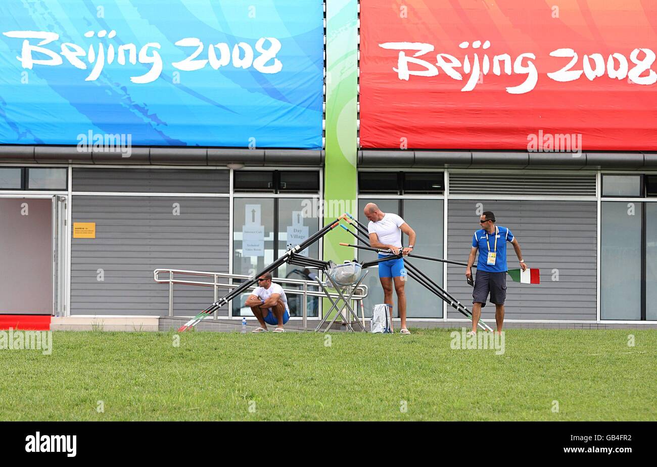 Italian rowing team hi-res stock photography and images - Alamy