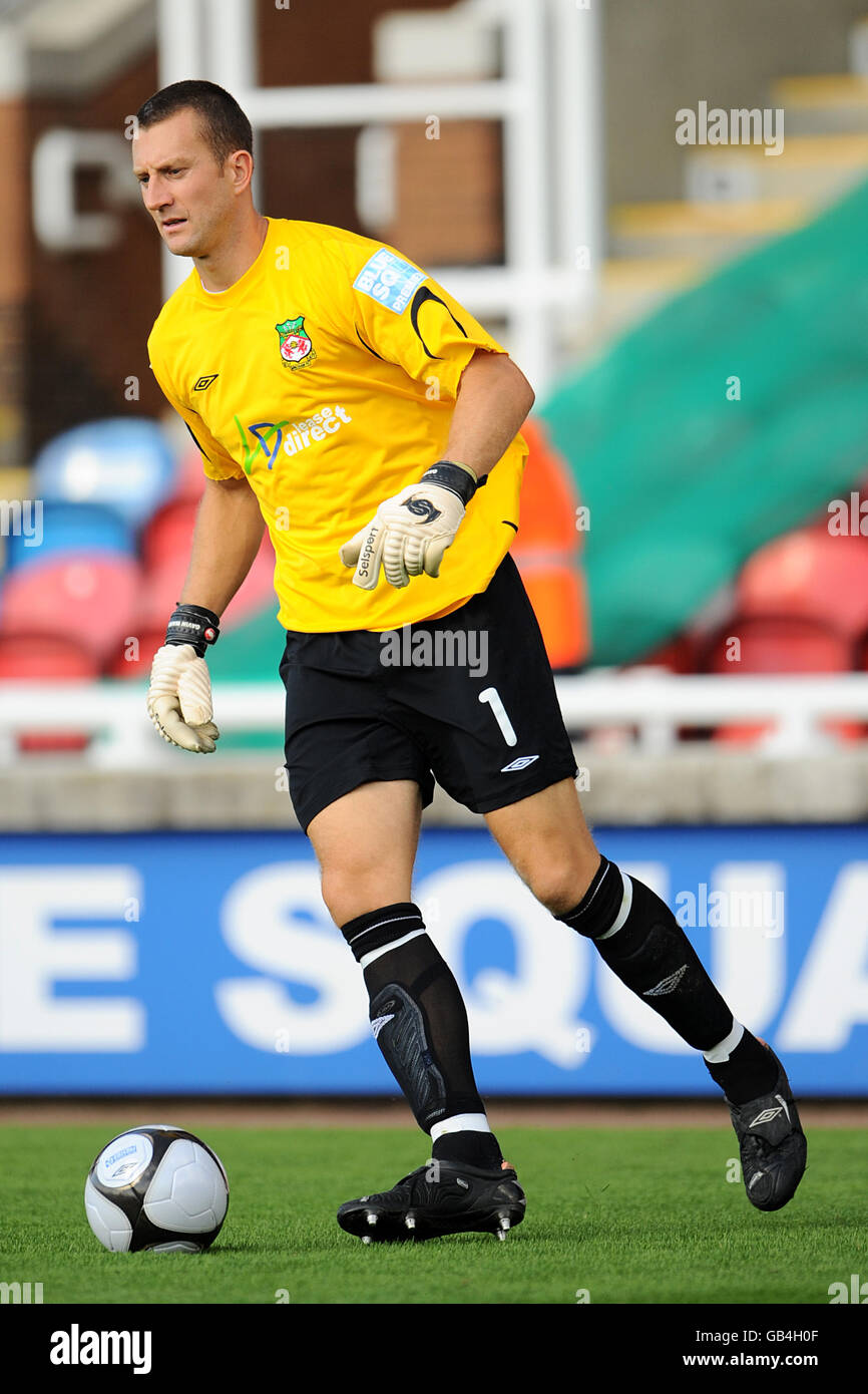 Gavin ward goalkeeper hi-res stock photography and images - Alamy