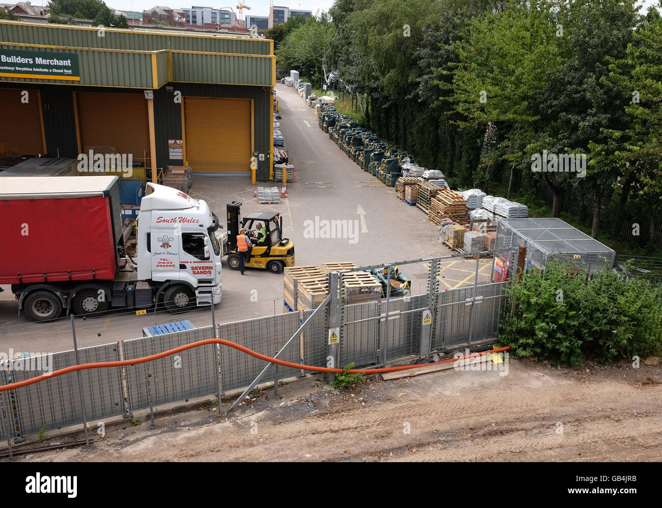 Cardiff warehouse hi-res stock photography and images - Alamy