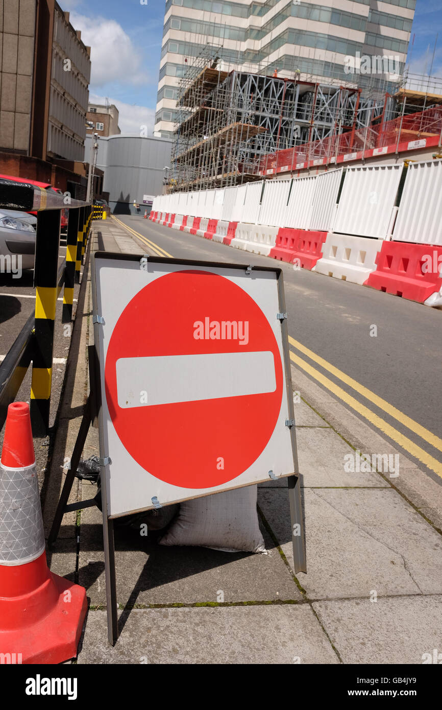 Road with no entry sign hi-res stock photography and images - Alamy
