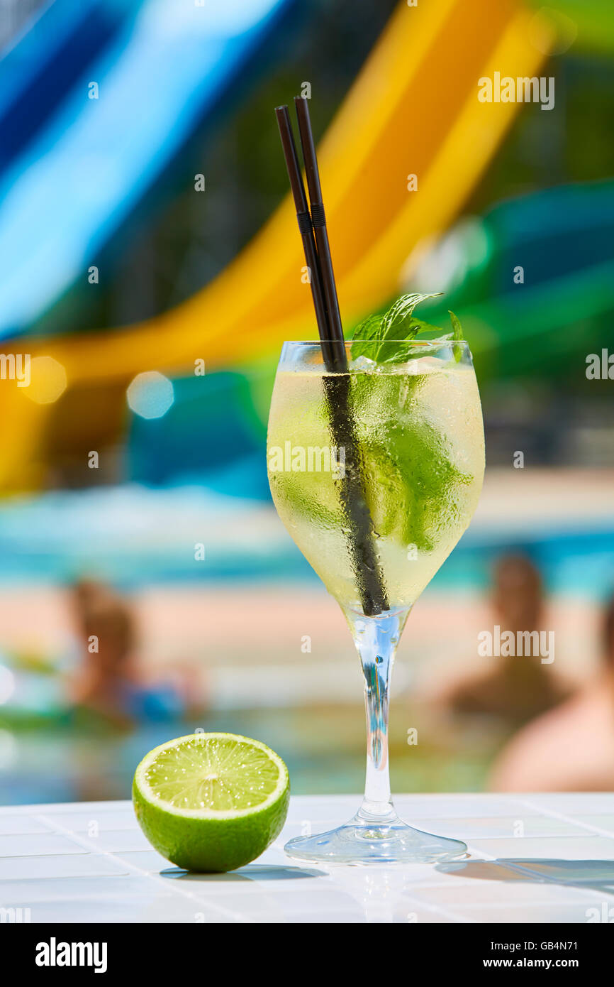 Lime margaritas hi-res stock photography and images - Alamy