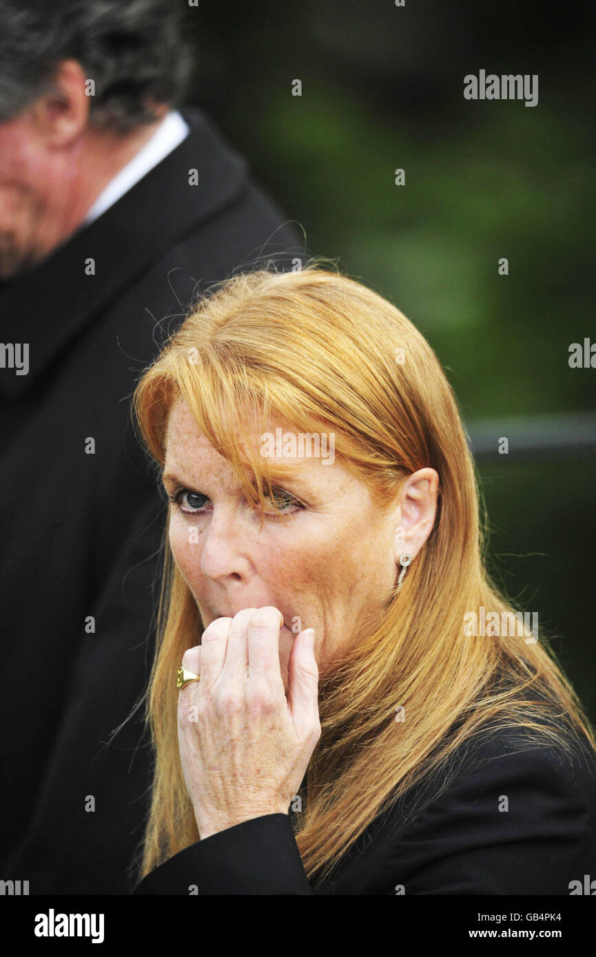 Memorial service place murdered honeymooners ben catherine mullany hi ...