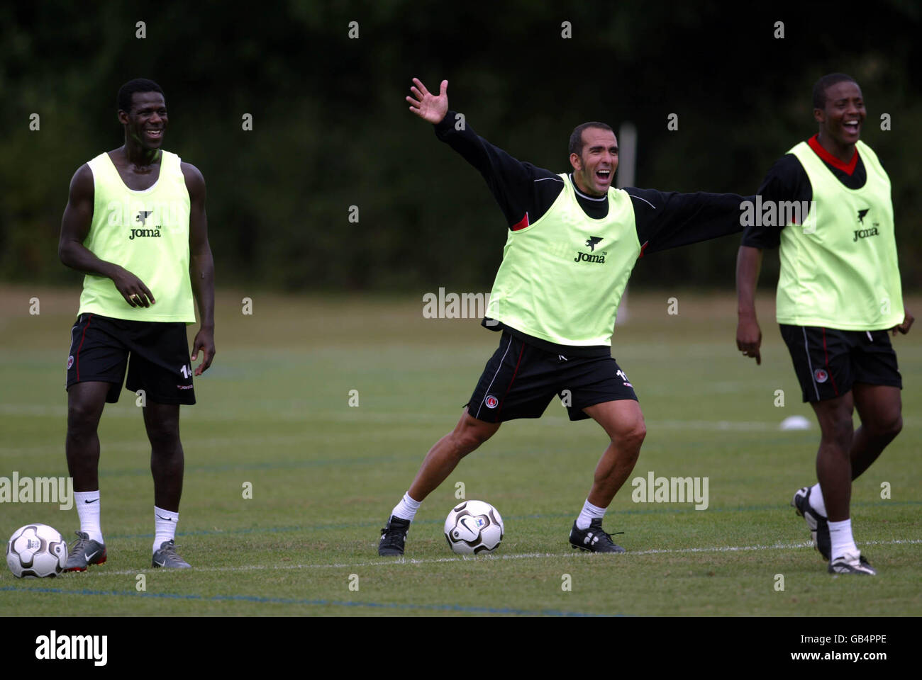 Carlton cole signing hi-res stock photography and images - Alamy