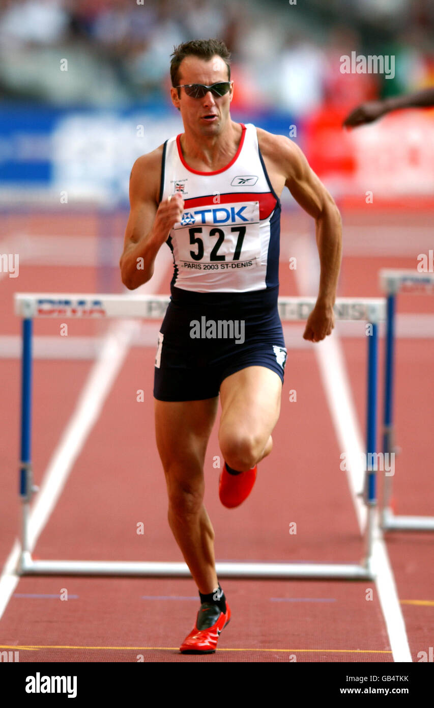 Chris rawlinson in action in the mens 400m hurdles hi-res stock ...