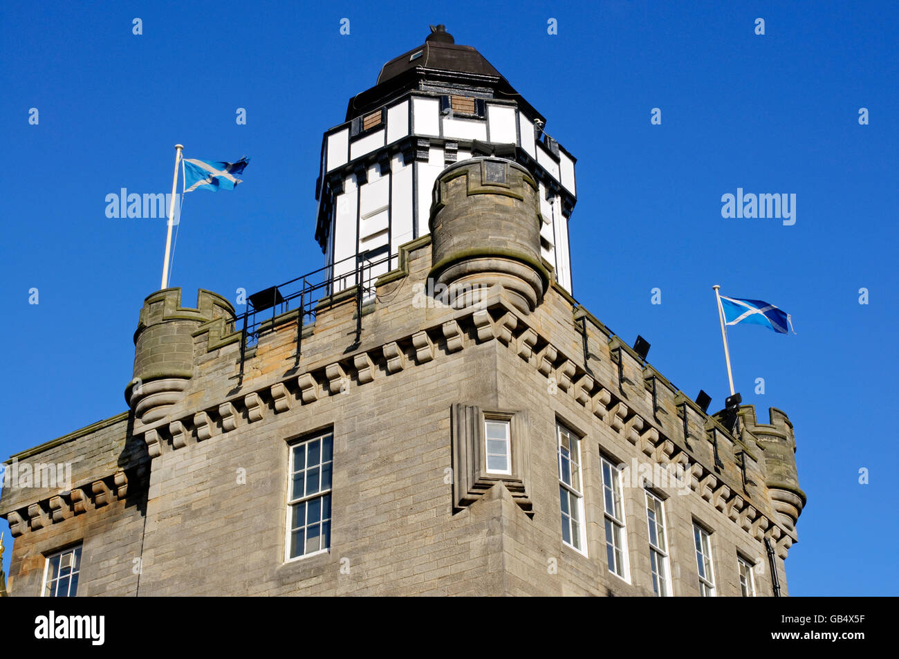 The Outlook Tower and Camera Obscura on the Royal Mile, Edinburgh ...
