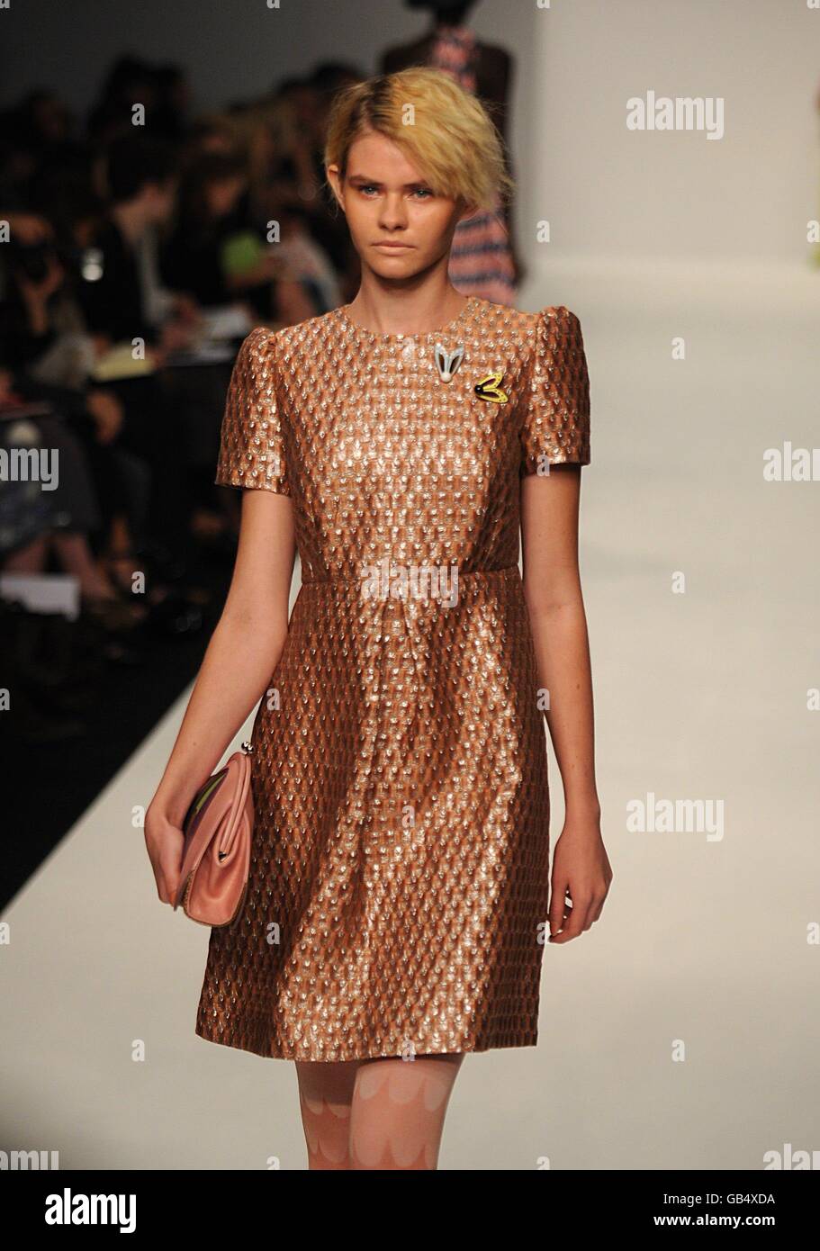 London Fashion Week - Eley Kishimoto Catwalk Show Stock Photo - Alamy