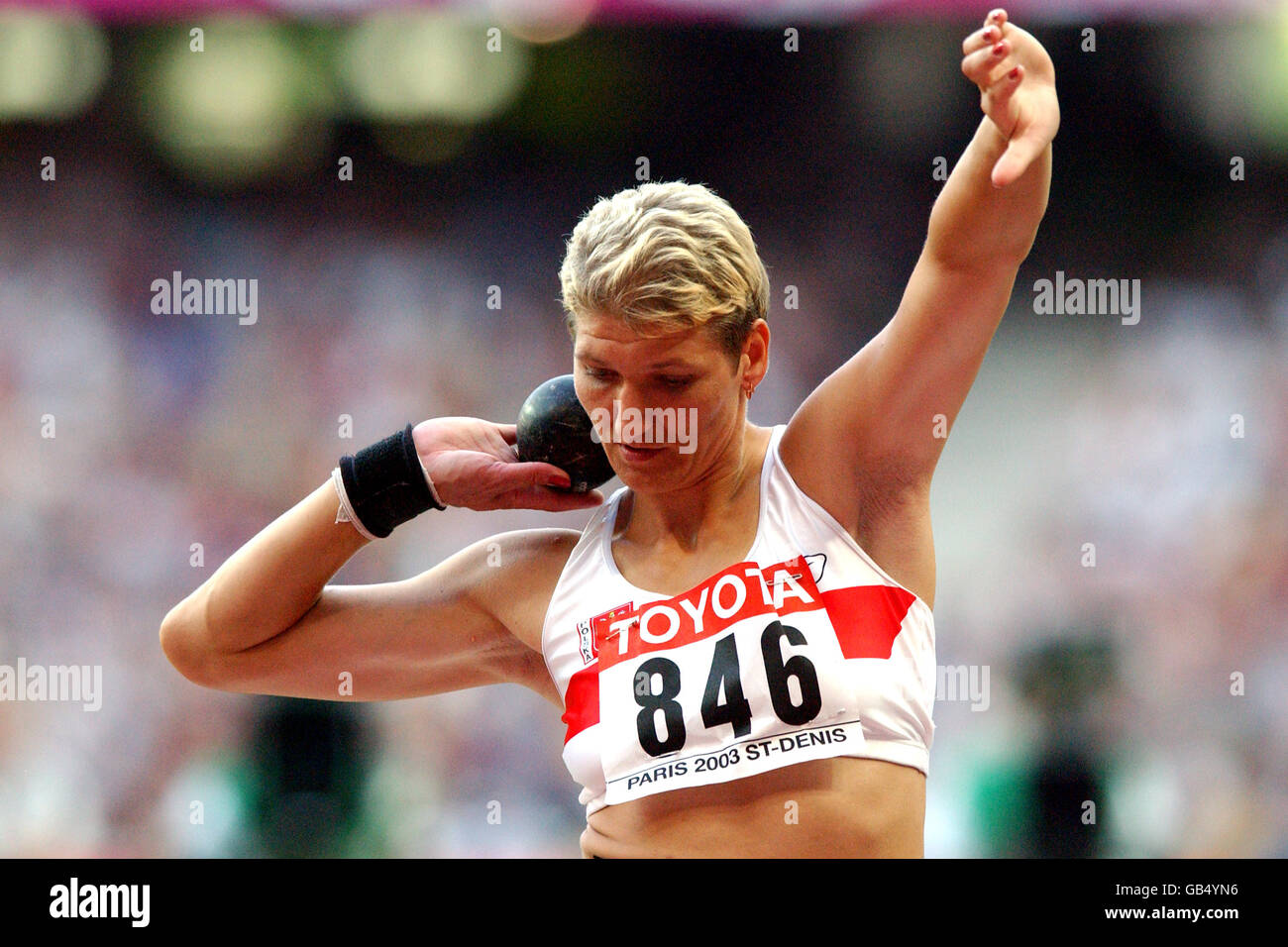 Athletics iaaf world athletics championships paris 2003 shot put final ...