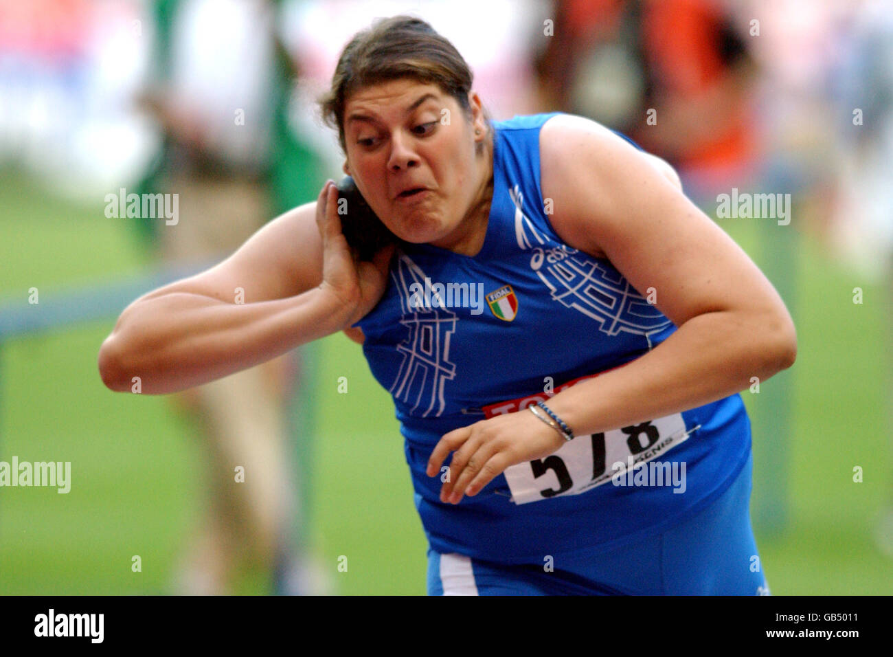 Italys assunta legnante in action hi-res stock photography and images ...