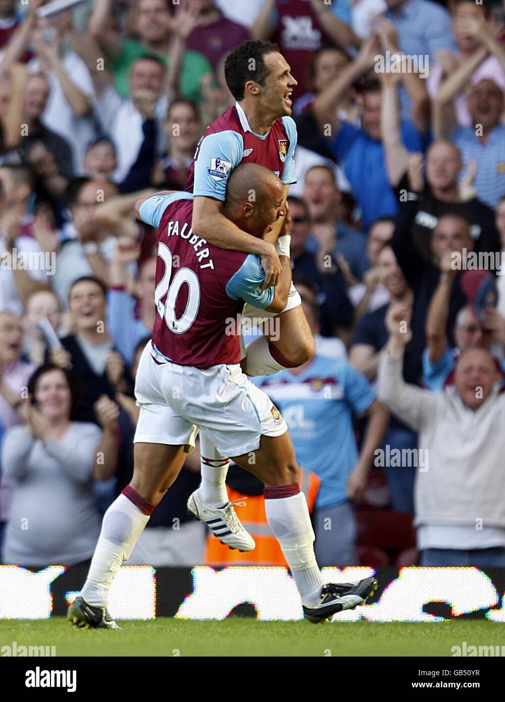 West Ham United's Matthew Etherington celebrates scoring his sides ...