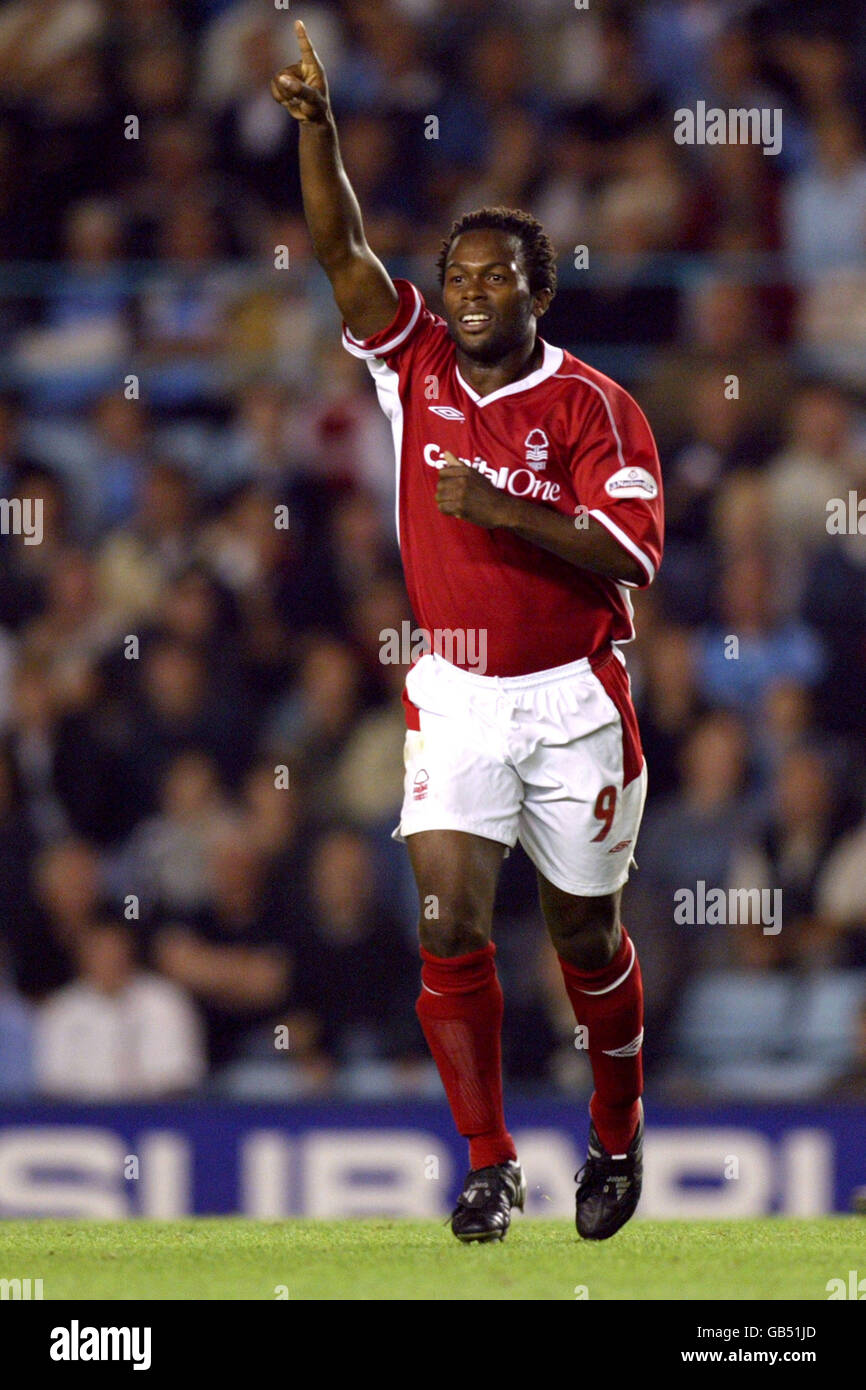 Nottingham forests david johnson celebrates hi-res stock photography ...