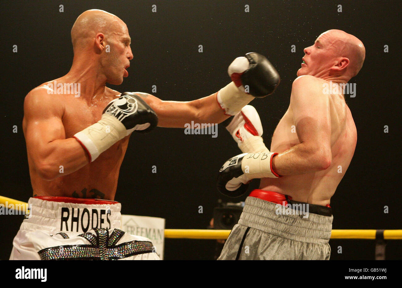 Boxing - British Featherweight Title - Ryan Rhodes v Jamie Coyle ...