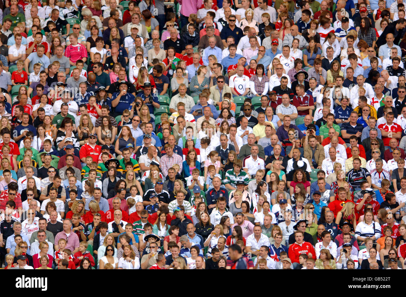 Rugby crowd fans spectators gv general view ampics hi-res stock ...