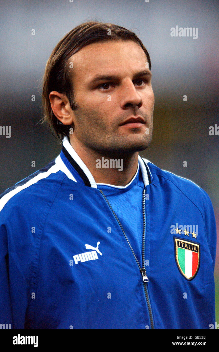 Soccer european championships 2004 qualifier group nine italy v wales ...
