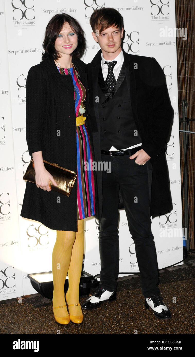 Serpentine Summer Party - London Stock Photo - Alamy