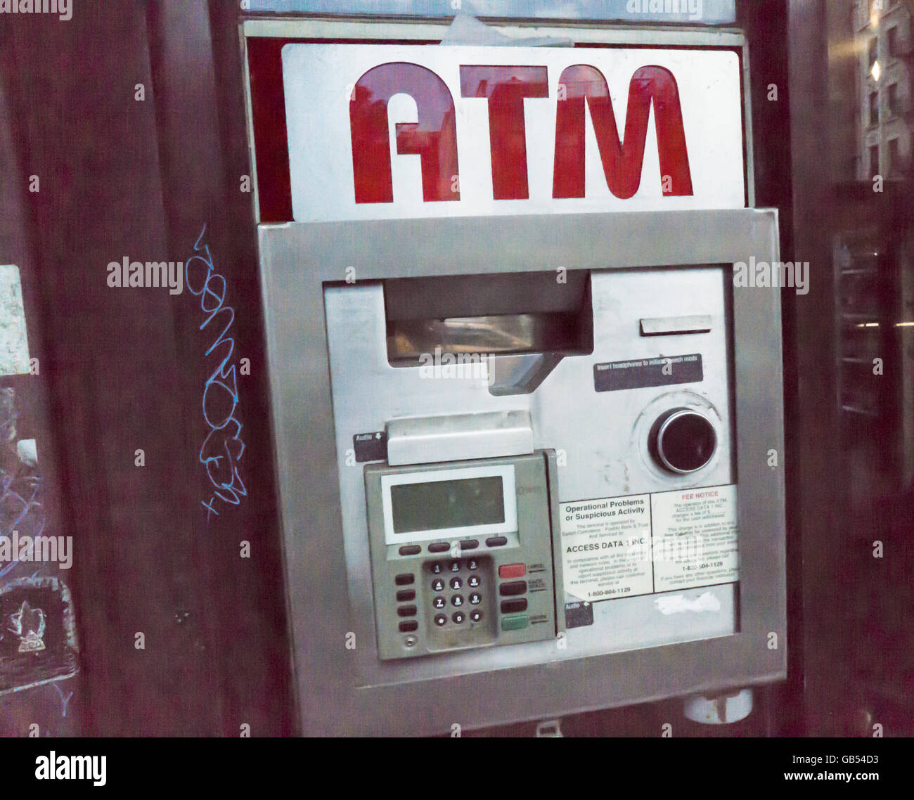 Bank atm machine hi-res stock photography and images - Alamy