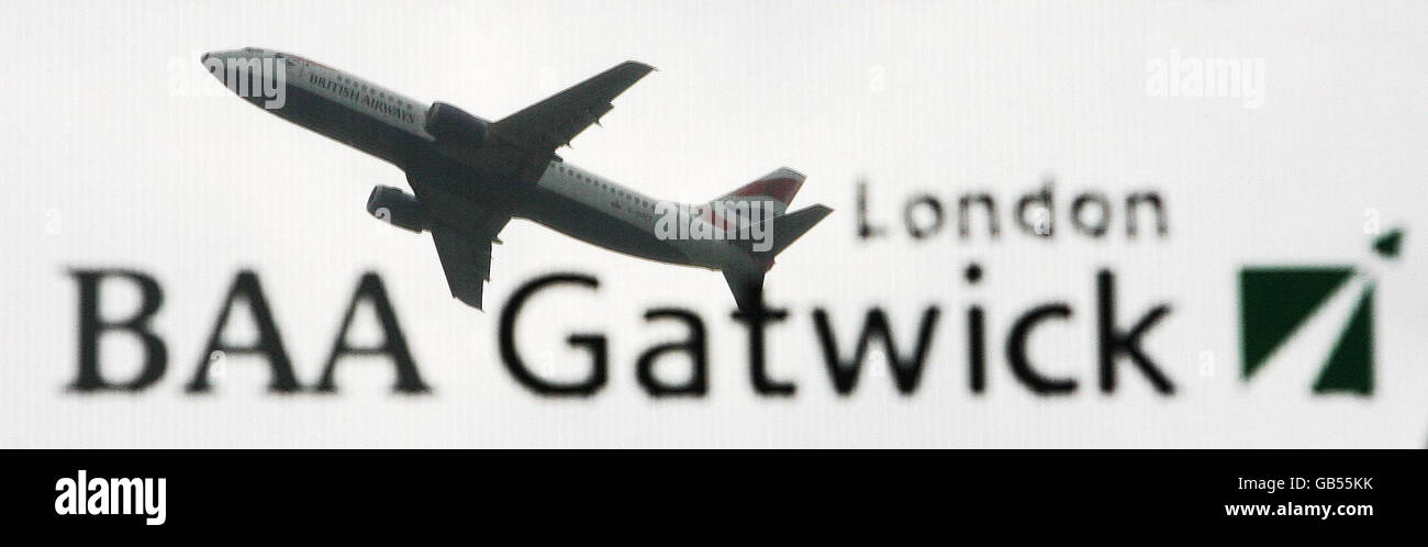 BAA announce plans to sell Gatwick. A British Airways plane as seen ...