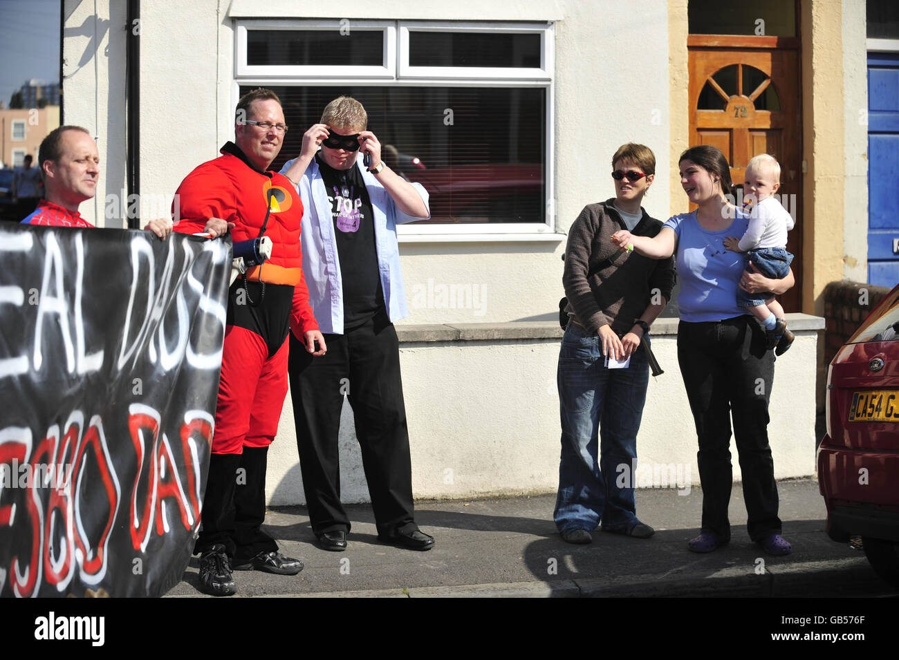 NOTE BANNER CONTENT. Residents meet the Fathers 4 Justice protesters ...
